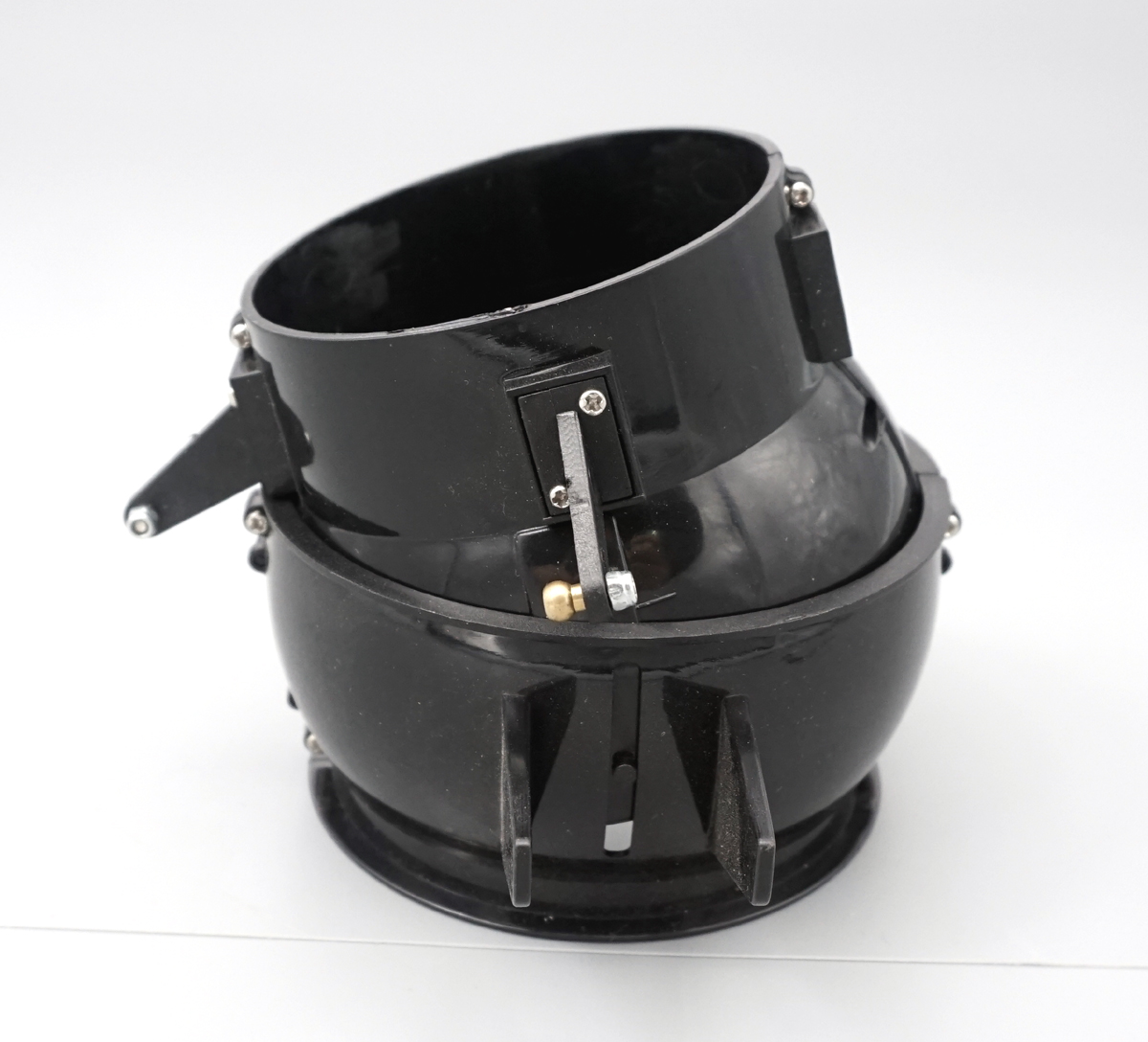 Thrust Vectoring Nozzle