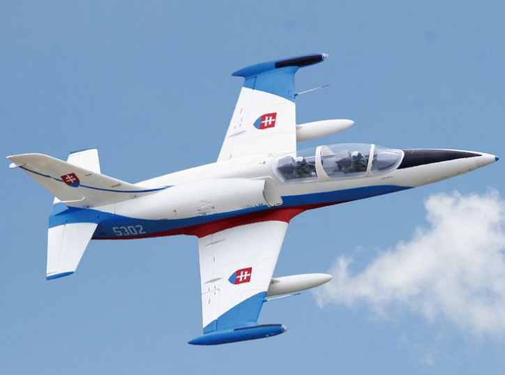 Freewing L-39 Albatros 80mm EDF Jet Kit Version With Full Servo